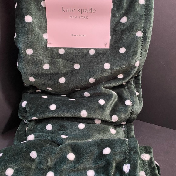 kate spade | Bedding | Kate Spade New York Fleece Green With White ...